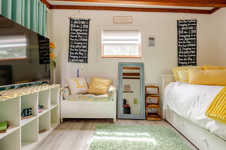 Charming Tiny Home Retreat In Hollywood Fl - Hollywood, FL