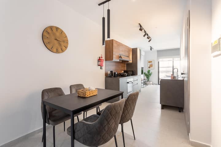 Sliema Cozy 1br Getaway With Balcony - Malta