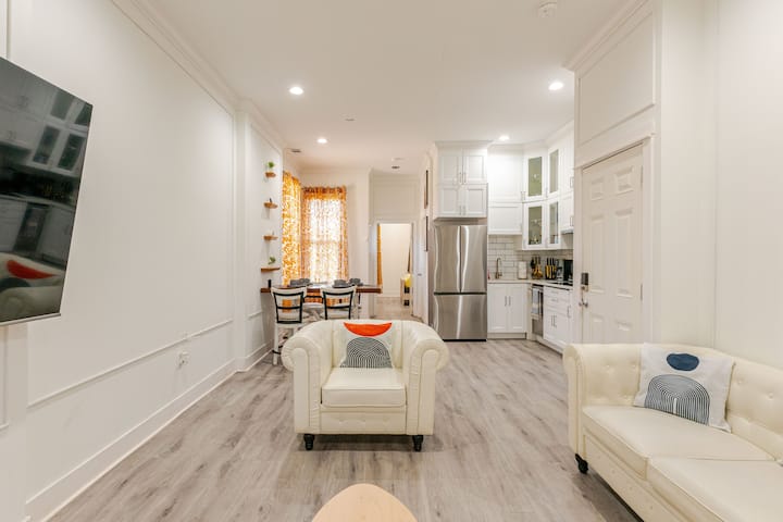 Golden Pearl With All You Need Within And Around - Saint-Louis, MO