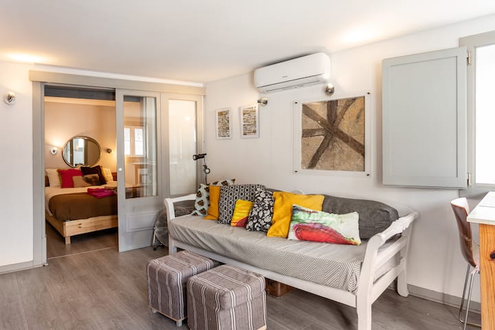 Vue Sur La Rivière Alfama Et Sur Les Toits - Lisszabon