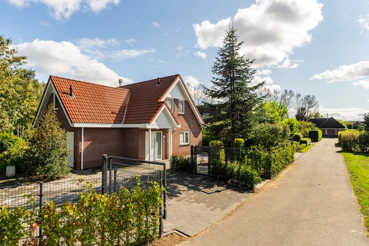Modern Luxury Villa - Zeewolde