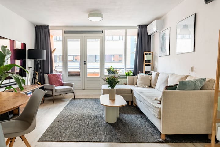 Spacious Apartment In The Center Of Amsterdam. - Ámsterdam