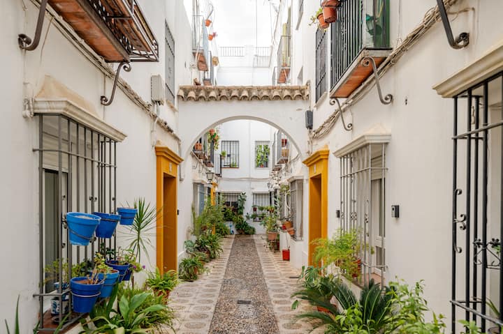 Au Cœur Du Quartier Juif Avec Parking à 5 Minuts - Cordova