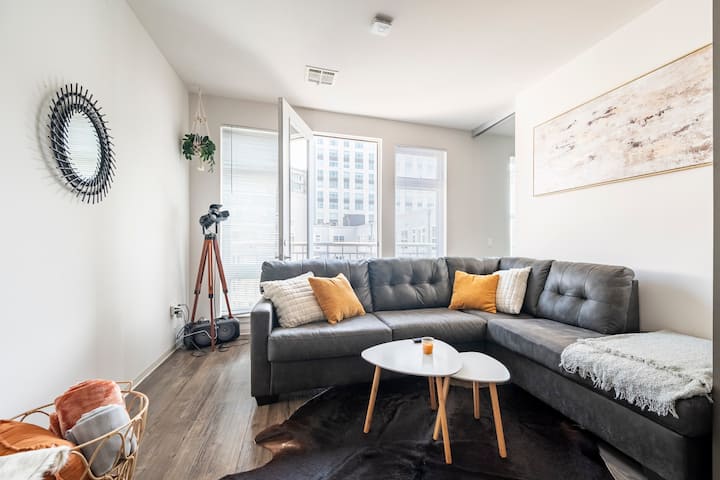 Premier Modern Boston Condo - Boston, MA