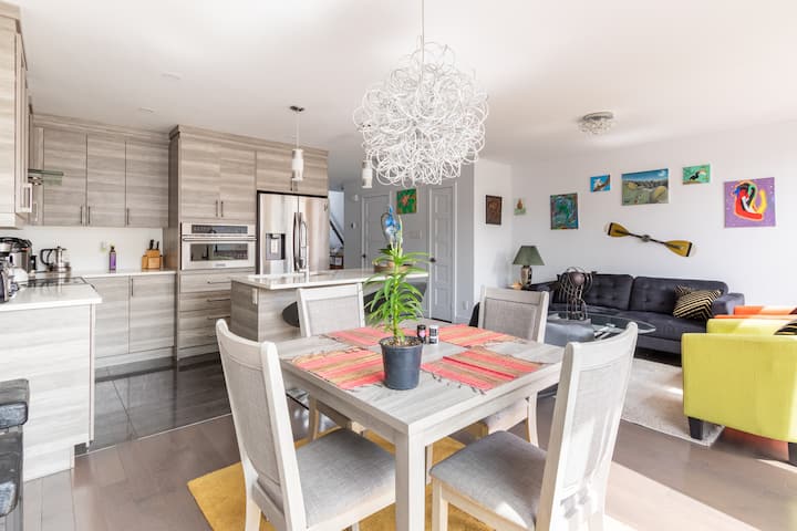 Sunny And Comfy Home For Share - Brossard