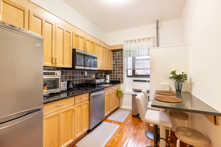 Central Park Safe Location New Renovated 2bedrooms - New York