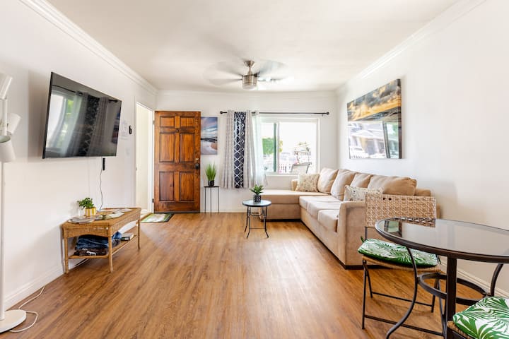 Comfort & Relaxing - Vernon, CA