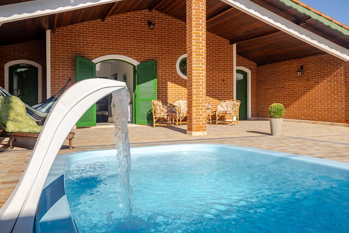Linda Casa Com Piscina A 500mt Da Praia - Peruíbe