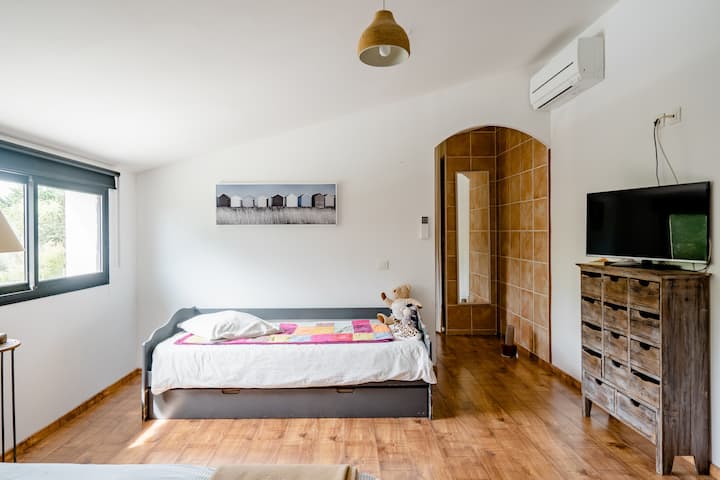 Etage Chambre Indépendante Climatiséemauguio 2/4 P - Port Camargue