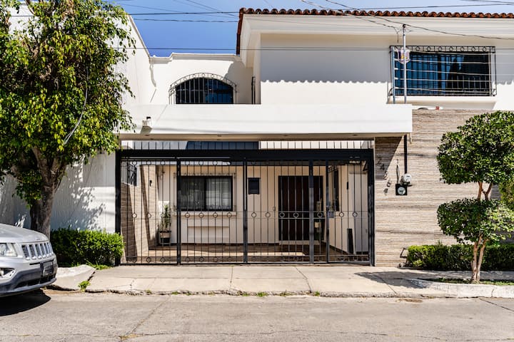 Estudio Con Café Para Dos - Zapopan