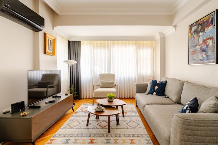 Charming Bagdat Avenue Hideaway, Near Marina - Estambul