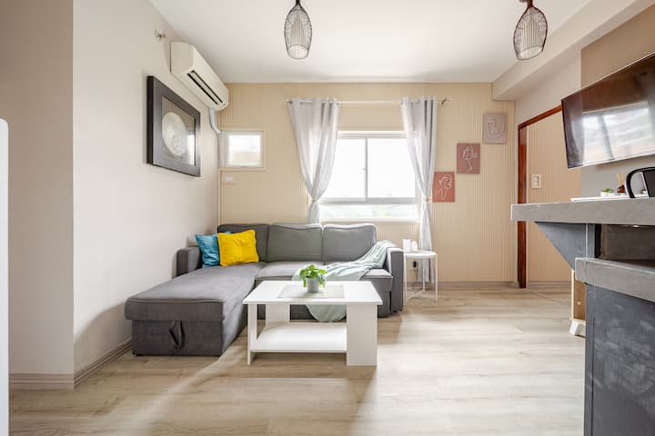 2-bedroom Boutique City Condo - Newly Remodeled - Cebu