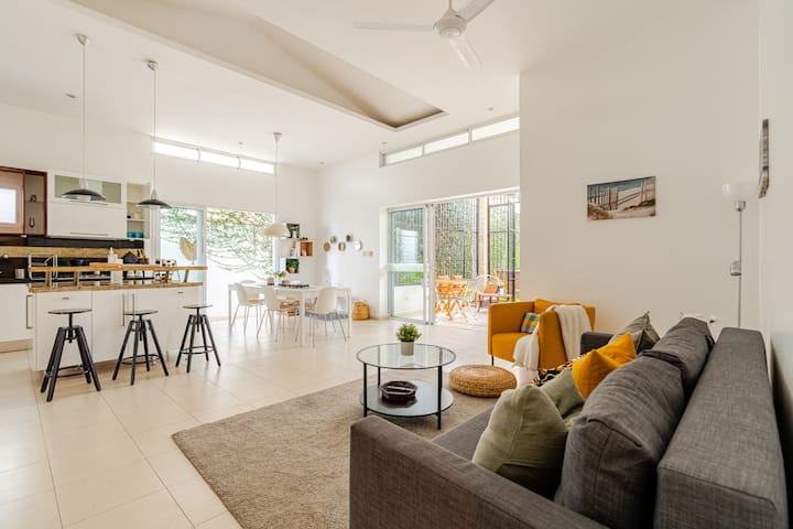 Esmeralda House- Unique And Modern, Jacuzzi, Agora - Dominican Republic