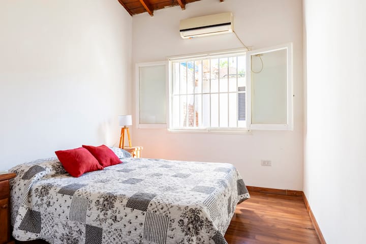 Casa Amplia Con Parrilla - Mendoza