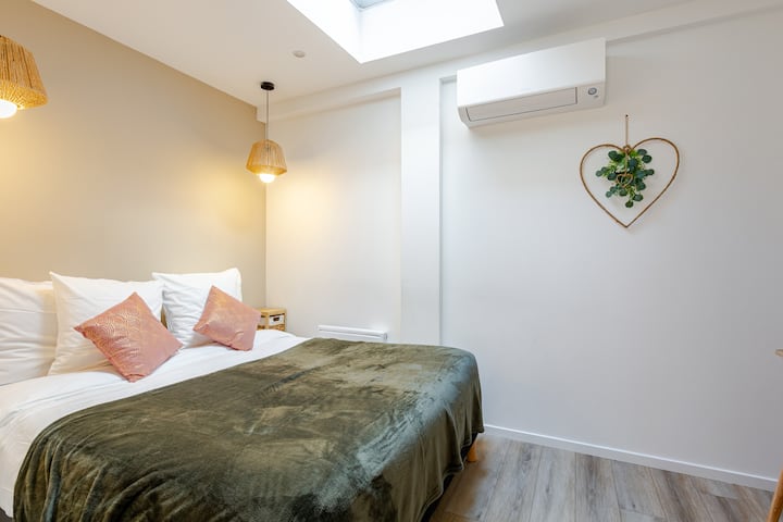 Lodge 4 Refuge Urbain Cosy + Wifi + Pkg +Bike - Strassburg