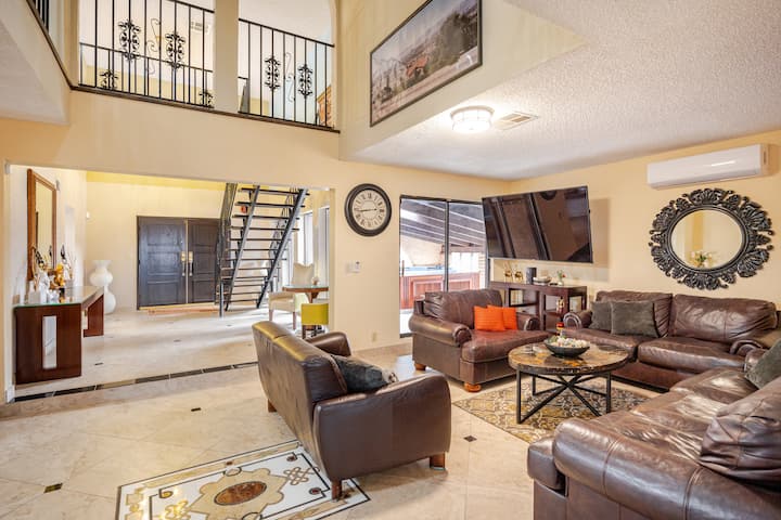 Enjoy Las Vegas Views-6br/pool - Lake Las Vegas, NV