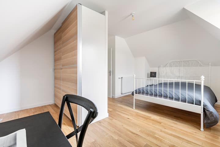 ÉTage Entier Pavillon Moderne En Face Percy - Issy-les-Moulineaux