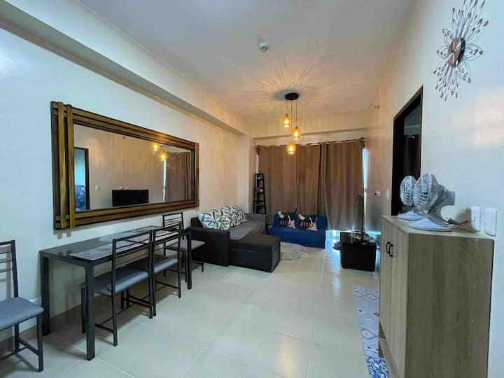 Fully Furnished- Big Family Room - Iloilo City