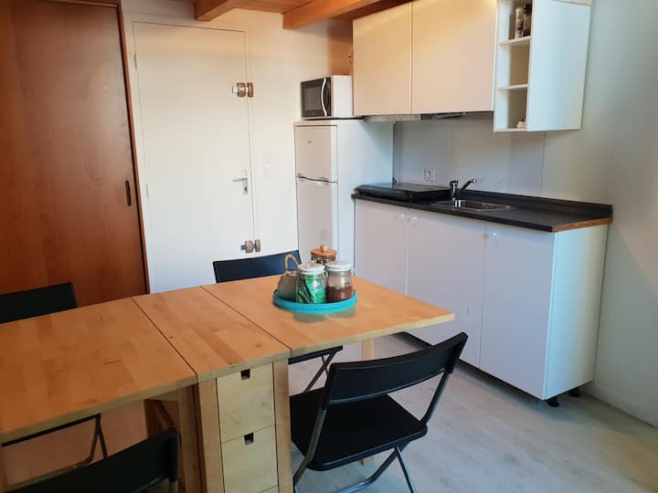 Studio Intra Muros Place Des Carmes . - Avignon