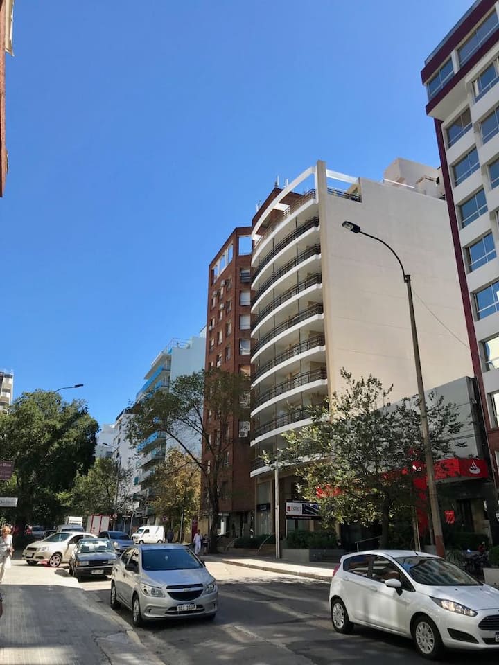 Estudio En Sitio Privilegiado - Montevideo