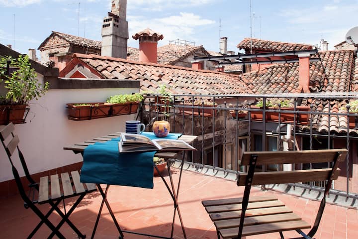 "Mattino" Apartment W/terrace - Venice