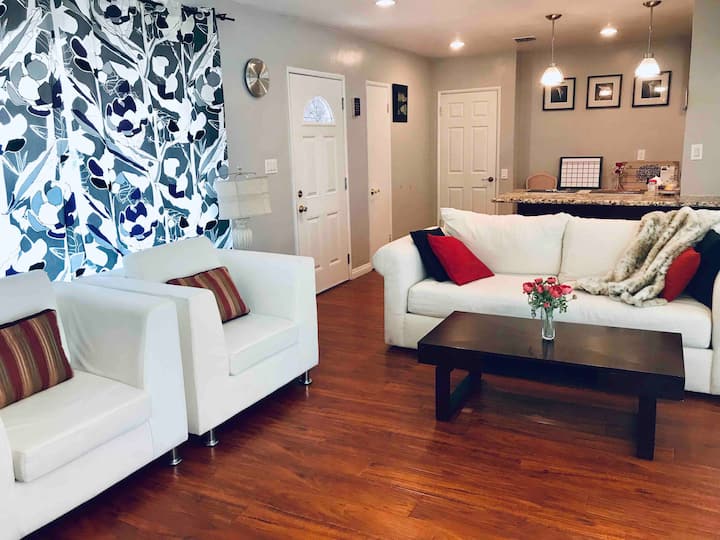 Comfy& Quiet 5bd/3ba Ontario House W/mountain View - Claremont, CA
