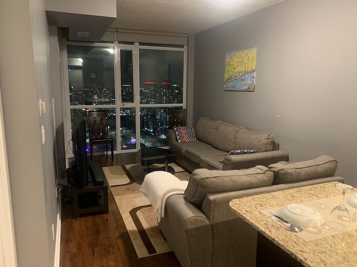 Entire Condo With Lux View - Mississauga