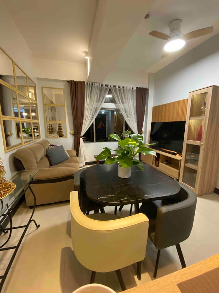 Condo Araneta Center Cubao - 1 Br - Quezon City