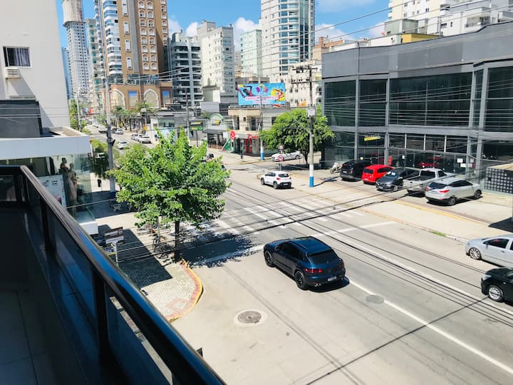 Apartamento Em Frente Avenida Na Quadra Do Mar - Itapema