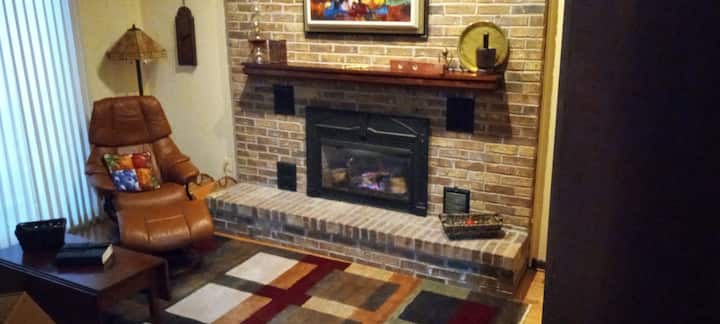 Quiet Cozy Garden Oasis - 安大略