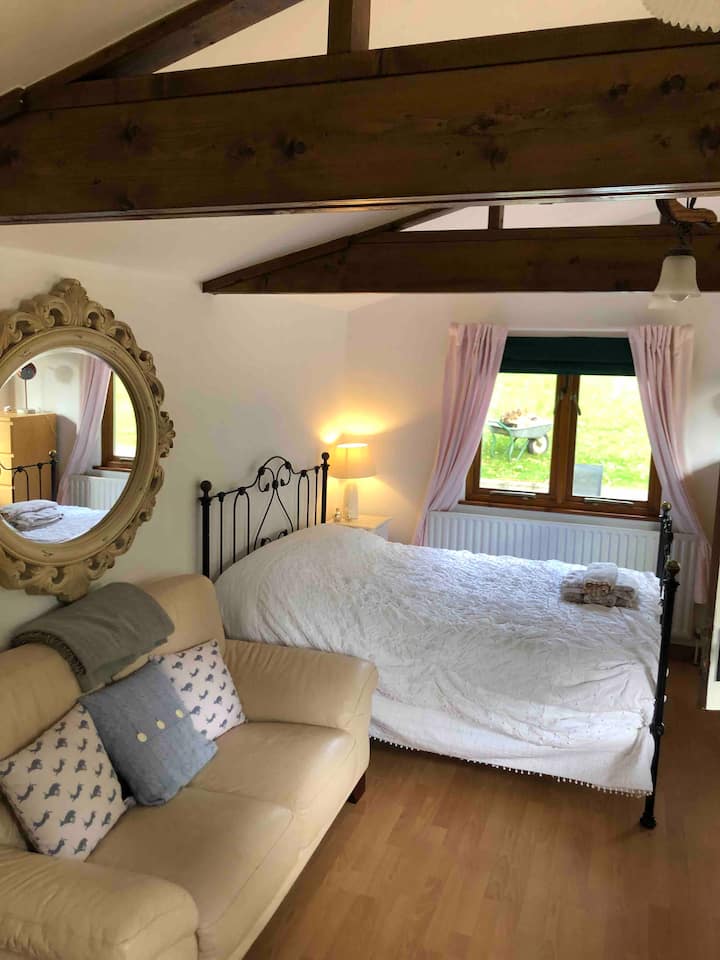 Lovely 1 Bedroom Lodge In Private Woodland - Sevenoaks