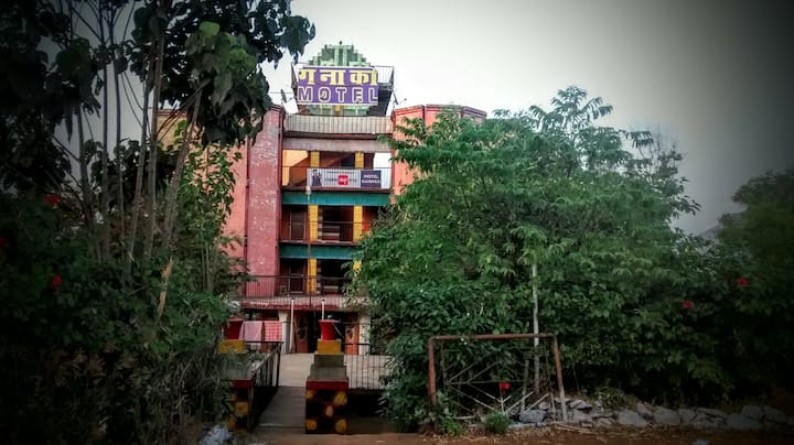 Ganaka Motel Igatpuri - Corner Room - Igatpuri