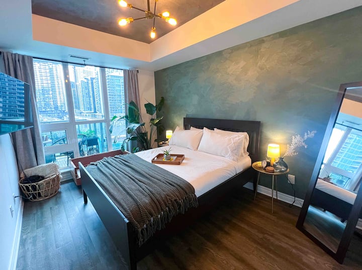 Charming Liberty Village Condo! - Casa Di Leo - Toronto, ON