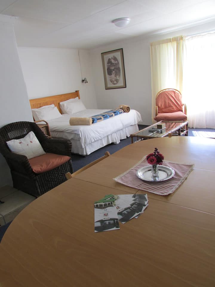 Blue Dun, Absolute Leisure Cottages, Machadodorp - eNtokozweni