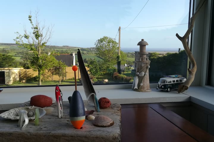 Maison Surplombant La Mer, Presqu'île De Crozon - Crozon