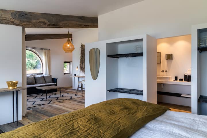 Domaine Du Castellas - Le Ralenti Du Lierre - Apt