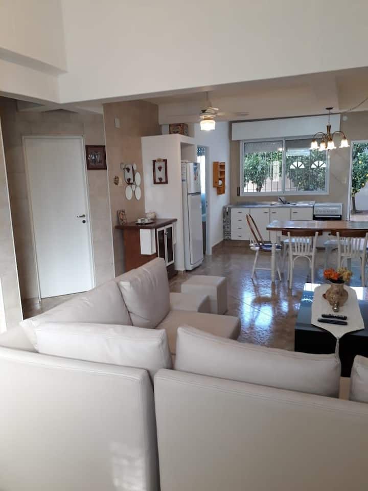 Casa Completamente Equipada Para Hasta 6 Personas. - Rosario