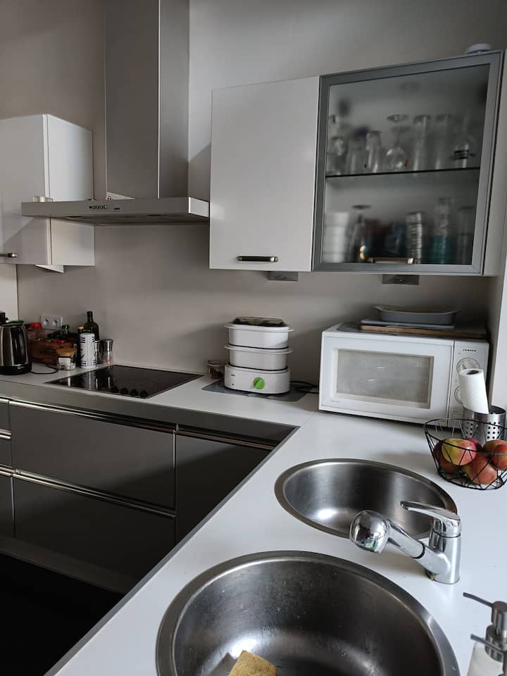 Woning Met Zwemvijver/gaskachel/uitgeruste Keuken - Zwevegem