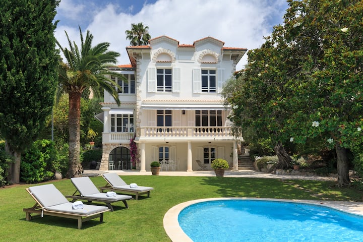 Appartement De Plain Pied Avec Jardin Et Piscine - Le Cannet
