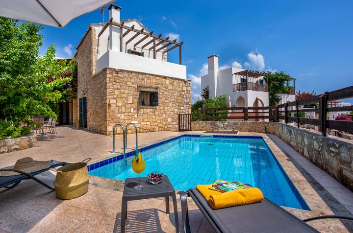 3 Bedroom Stoned Villa With Private Pool - Crete