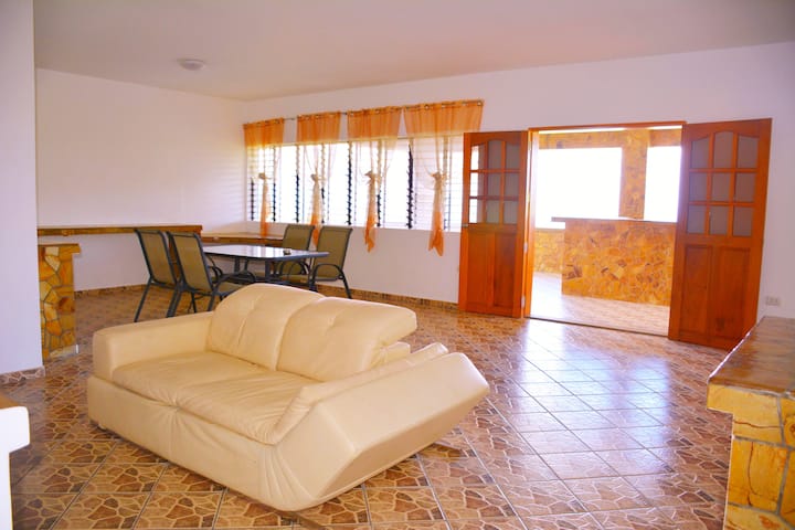 Top Floor Giant Hills&oceanview 2 Rooms - Puerto Galera