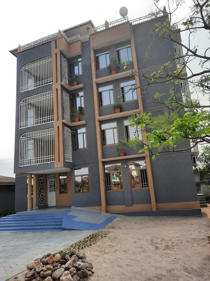 3 Chambres, 1er éTage Wi-fi, 1h Jacuzzi Offerte - Kinshasa