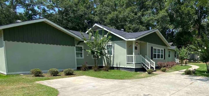 The Oaks At Sayner - Mobile, AL