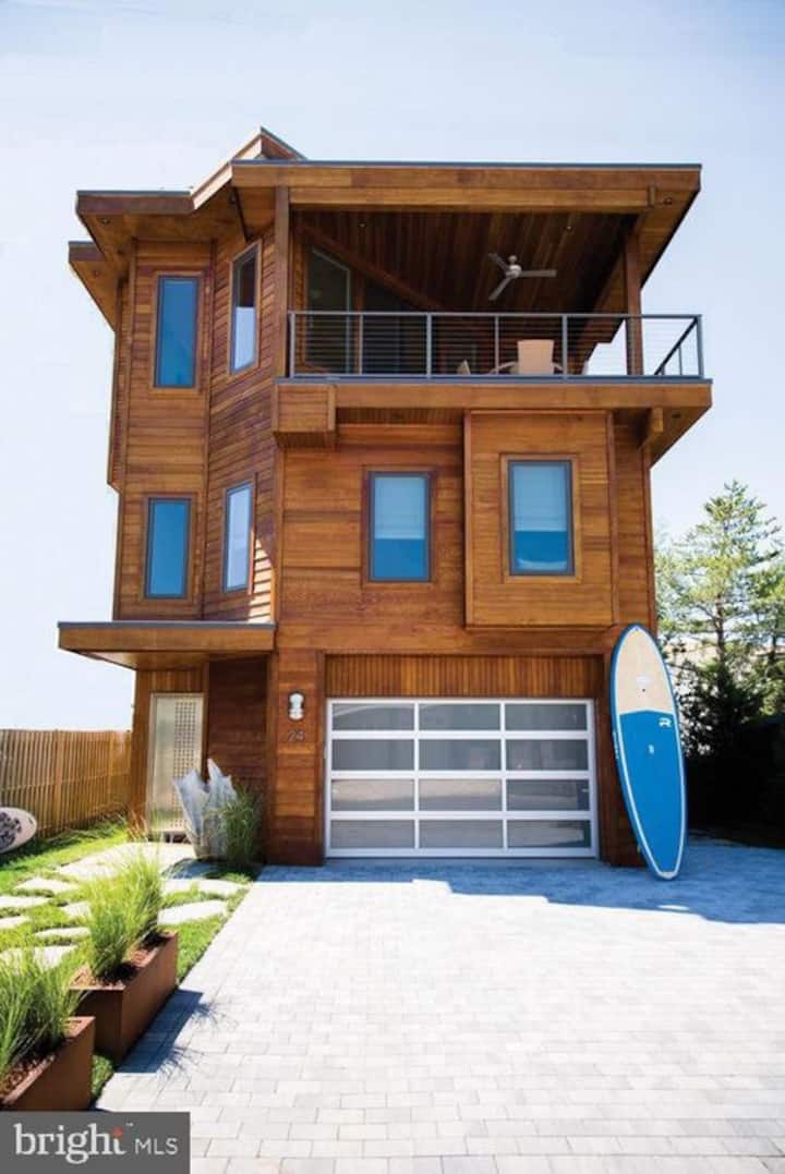 New Listing* Lbi House With Rooftop Pool & Hot Tub - Beach Haven, NJ