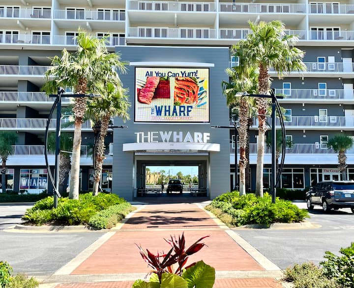 Sea La Vie Laketown Wharf Beach Resort - Panama City Beach, FL