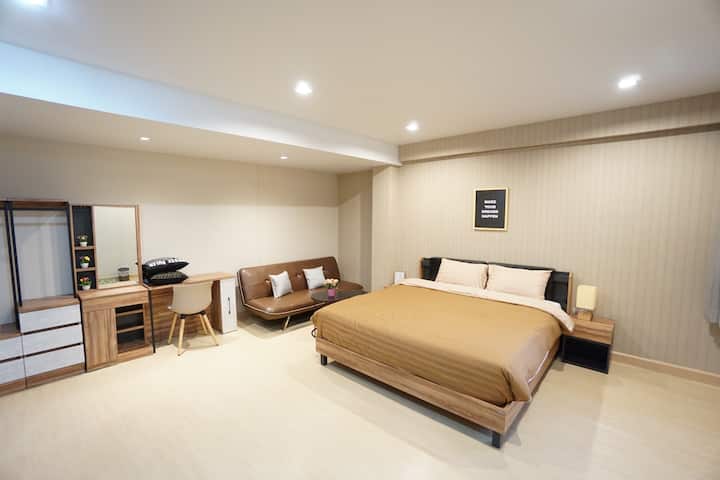 Best & Cheap Private Room Near Khaosan/mrt Samyot! - Bangkok