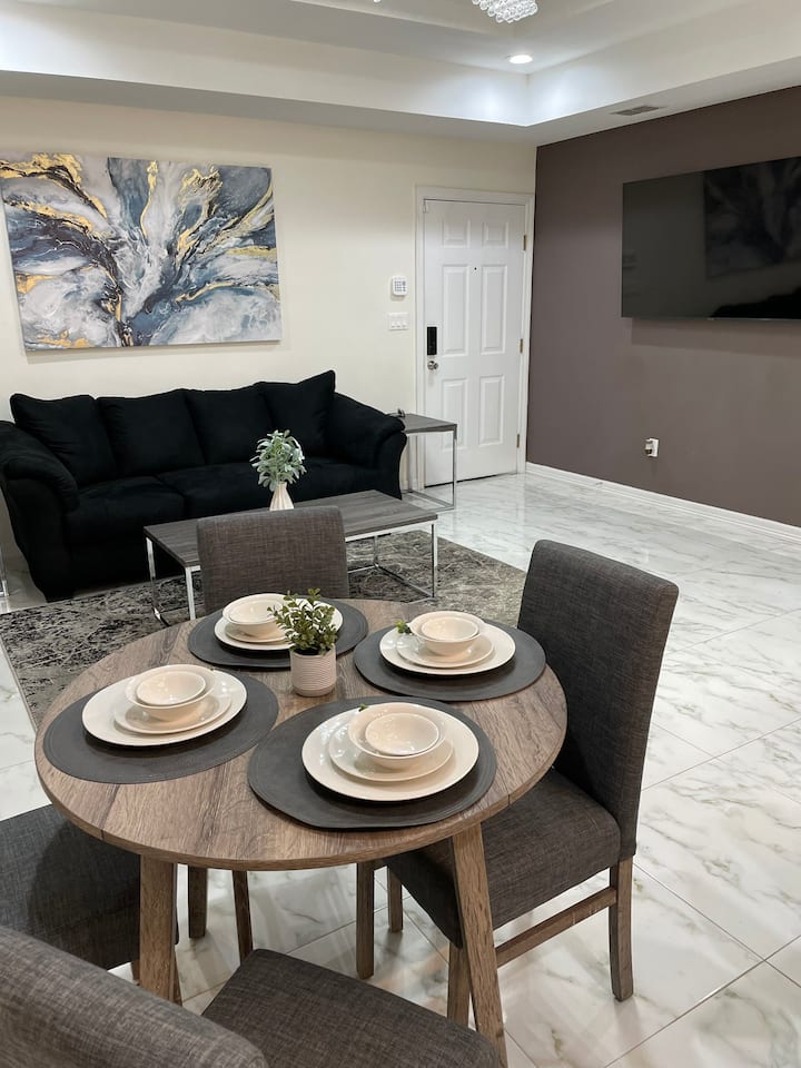 Exclusive Apartment At Edinburg, Texas - Edinburg, TX
