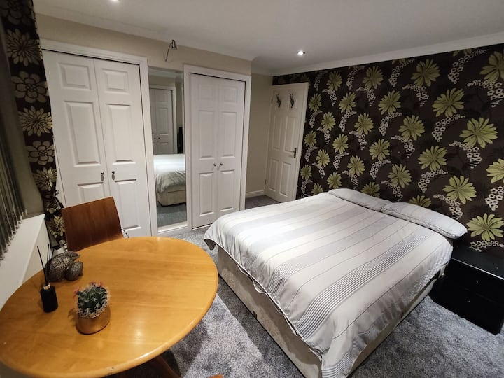 Cosy, Double Room In Duston, Northampton - Northamptonshire