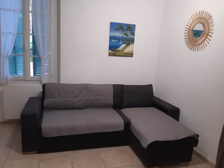 Bel Appartement Au Bord De Mer - Bandol