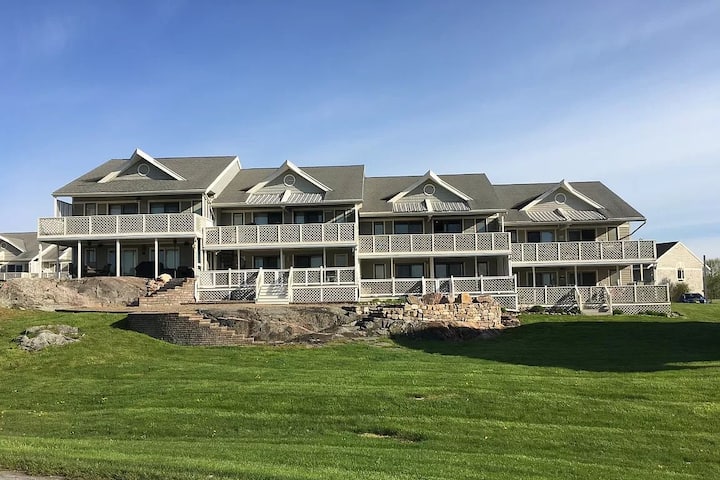 Waterfront Condo Close To Alexandria Bay - Alexandria Bay